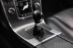 Zils Volvo V60 2011 Rīga, ar dzinēja tilpumu 2.40 L un nobraukumu 330 tūkst. km par 6590 €, foto 27 vietnē AUTOMOTO.COM.LV