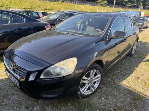 Blue Volvo V60 2011 in Vilnius, with an engine capacity of 1.98 L and mileage of 389 thousand km for 3900 €, photo  on AUTOMOTO.COM.LV