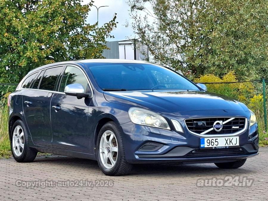 Zils Volvo V60 2011 Tartu, ar dzinēja tilpumu 2.00 L un nobraukumu 0 tūkst. km par 4999 €, foto 3 vietnē AUTOMOTO.COM.LV