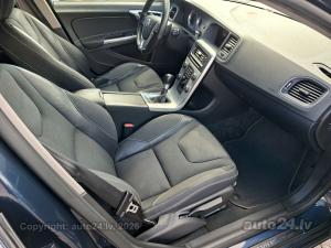 Zils Volvo V60 2011 Tartu, ar dzinēja tilpumu 2.00 L un nobraukumu 0 tūkst. km par 4999 €, foto 9 vietnē AUTOMOTO.COM.LV