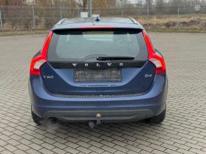Blue Volvo V60 2012 in Marijampole, with an engine capacity of 1.98 L and mileage of 277 thousand km for 3350 €, photo 4 on AUTOMOTO.COM.LV