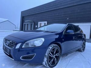 Blue Volvo V60 2012 in Kaunas, with an engine capacity of 1.98 L and mileage of 280 thousand km for 6590 €, photo 2 on AUTOMOTO.COM.LV