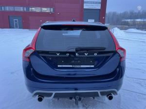 Blue Volvo V60 2012 in Kaunas, with an engine capacity of 1.98 L and mileage of 280 thousand km for 6590 €, photo 8 on AUTOMOTO.COM.LV