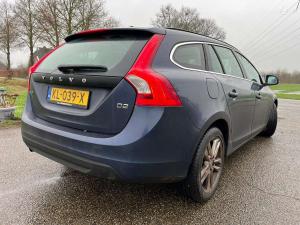 Blue Volvo V60 2012 in Vilnius, with an engine capacity of 1.56 L and mileage of 250 thousand km for 4250 €, photo 5 on AUTOMOTO.COM.LV