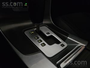 Blue Volvo V60 2012 in Jekabpils, with an engine capacity of 2.00 L and mileage of 300 thousand km for 6590 €, photo 27 on AUTOMOTO.COM.LV
