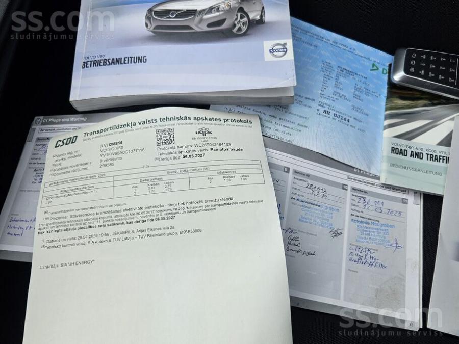 Blue Volvo V60 2012 in Jekabpils, with an engine capacity of 2.00 L and mileage of 300 thousand km for 6590 €, photo 32 on AUTOMOTO.COM.LV