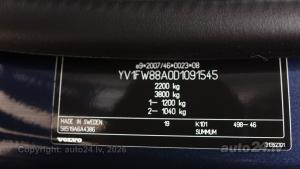 Blue Volvo V60 2012 in Tartu, with an engine capacity of 2.00 L and mileage of 207 thousand km for 8490 €, photo 5 on AUTOMOTO.COM.LV