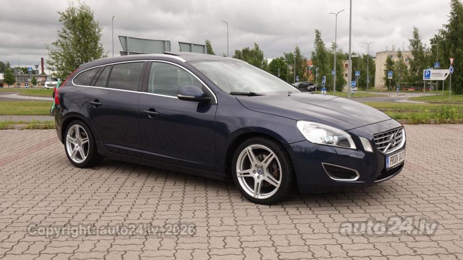 Blue Volvo V60 2012 in Tartu, with an engine capacity of 2.00 L and mileage of 207 thousand km for 8490 €, photo 6 on AUTOMOTO.COM.LV