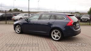 Blue Volvo V60 2012 in Tartu, with an engine capacity of 2.00 L and mileage of 207 thousand km for 8490 €, photo 10 on AUTOMOTO.COM.LV