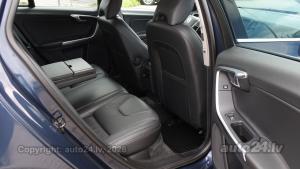 Blue Volvo V60 2012 in Tartu, with an engine capacity of 2.00 L and mileage of 207 thousand km for 8490 €, photo 12 on AUTOMOTO.COM.LV