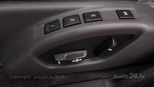 Blue Volvo V60 2012 in Tartu, with an engine capacity of 2.00 L and mileage of 207 thousand km for 8490 €, photo 20 on AUTOMOTO.COM.LV