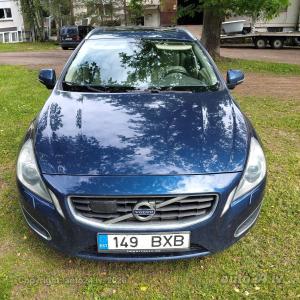 Blue Volvo V60 2012 in Tallinn, with an engine capacity of 2.00 L and mileage of 308 thousand km for 5500 €, photo 4 on AUTOMOTO.COM.LV