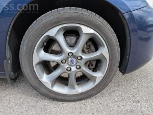 Zils Volvo V60 2012 Rīga, ar dzinēja tilpumu 2.40 L un nobraukumu 308 tūkst. km par 5500 €, foto 17 vietnē AUTOMOTO.COM.LV