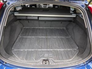 Zils Volvo V60 2012 Rīga, ar dzinēja tilpumu 2.40 L un nobraukumu 308 tūkst. km par 5500 €, foto 18 vietnē AUTOMOTO.COM.LV