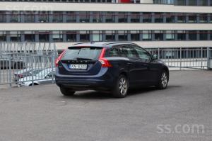 Blue Volvo V60 2012 in Riga, with an engine capacity of 1.60 L and mileage of 379 thousand km for 3380 €, photo 7 on AUTOMOTO.COM.LV