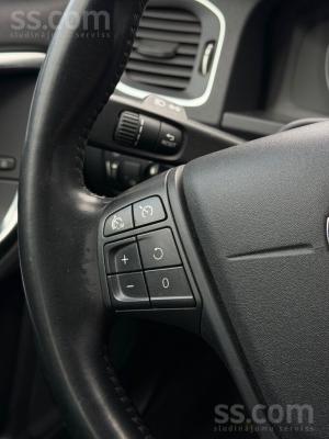 Blue Volvo V60 2012 in Riga, with an engine capacity of 1.60 L and mileage of 379 thousand km for 3380 €, photo 15 on AUTOMOTO.COM.LV