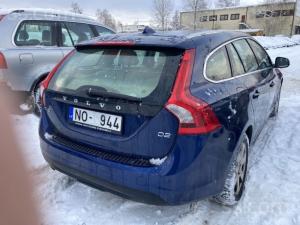 Zils Volvo V60 2012 Rīga, ar dzinēja tilpumu 1.60 L un nobraukumu 295 tūkst. km par 7300 €, foto 5 vietnē AUTOMOTO.COM.LV