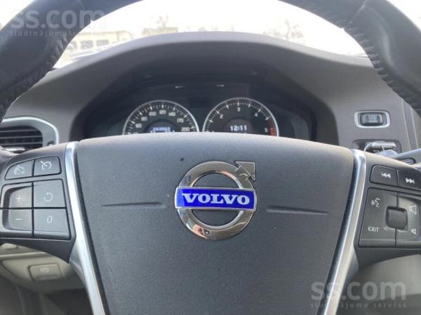 Zils Volvo V60 2012 Rīga, ar dzinēja tilpumu 1.60 L un nobraukumu 295 tūkst. km par 7300 €, foto 6 vietnē AUTOMOTO.COM.LV