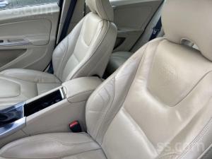 Zils Volvo V60 2012 Rīga, ar dzinēja tilpumu 1.60 L un nobraukumu 295 tūkst. km par 7300 €, foto 14 vietnē AUTOMOTO.COM.LV