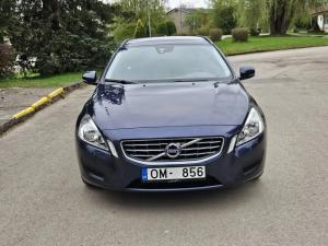 Синий Вольво B60 2012 в Екабпилс, объемом двигателя 2.00 л и пробегом 300 тыс. км за 6590 €, фото 3 на AUTOMOTO.COM.LV