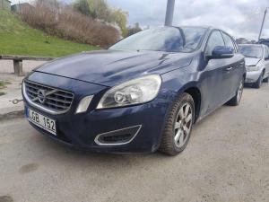 Blue Volvo V60 2012 in Vilnius, with an engine capacity of 2.40 L and mileage of 330 thousand km for 1750 €, photo  on AUTOMOTO.COM.LV