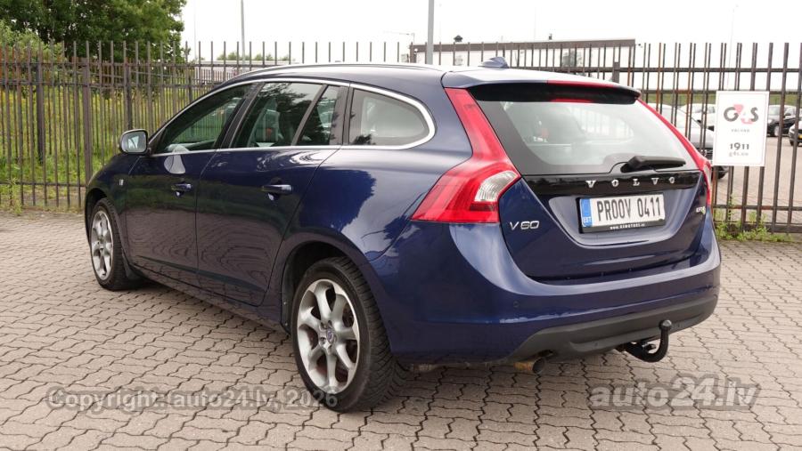 Zils Volvo V60 2012 Tartu, ar dzinēja tilpumu 1.60 L un nobraukumu 185 tūkst. km par 7790 €, foto 8 vietnē AUTOMOTO.COM.LV