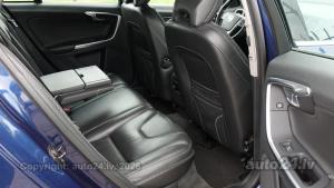 Zils Volvo V60 2012 Tartu, ar dzinēja tilpumu 1.60 L un nobraukumu 185 tūkst. km par 7790 €, foto 11 vietnē AUTOMOTO.COM.LV