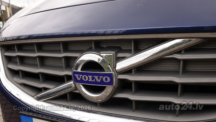 Zils Volvo V60 2012 Tartu, ar dzinēja tilpumu 1.60 L un nobraukumu 185 tūkst. km par 7790 €, foto 23 vietnē AUTOMOTO.COM.LV