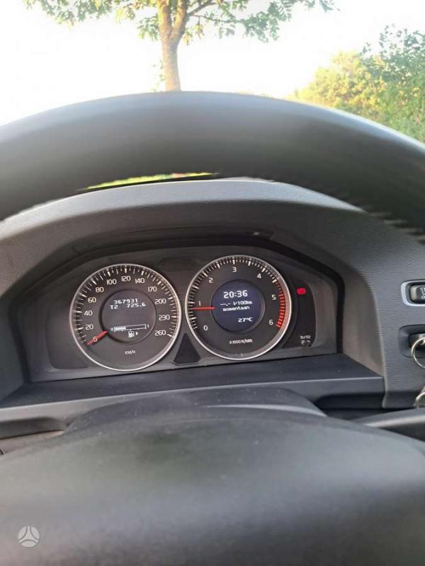 Blue Volvo V60 2012 in Marijampole, with an engine capacity of 1.56 L and mileage of 368 thousand km for 4600 €, photo 6 on AUTOMOTO.COM.LV