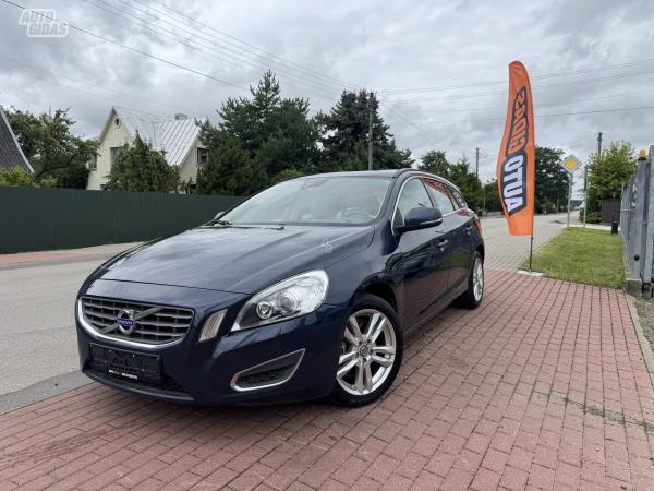 Zils Volvo V60 2012 Kauņa, ar dzinēja tilpumu 2.00 L un nobraukumu 239 tūkst. km par 4299 €, foto 1 vietnē AUTOMOTO.COM.LV