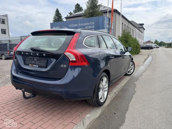 Zils Volvo V60 2012 Kauņa, ar dzinēja tilpumu 2.00 L un nobraukumu 239 tūkst. km par 4299 €, foto 3 vietnē AUTOMOTO.COM.LV
