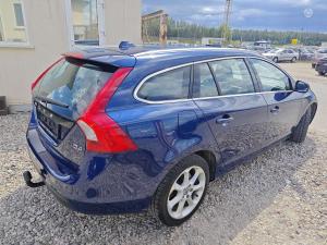 Zils Volvo V60 2012 Viļņa, ar dzinēja tilpumu 1.98 L un nobraukumu 291 tūkst. km par 5790 €, foto 8 vietnē AUTOMOTO.COM.LV