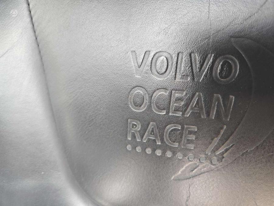 Zils Volvo V60 2012 Viļņa, ar dzinēja tilpumu 1.98 L un nobraukumu 291 tūkst. km par 5790 €, foto 13 vietnē AUTOMOTO.COM.LV