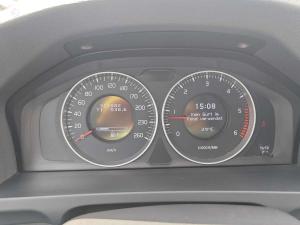 Zils Volvo V60 2012 Viļņa, ar dzinēja tilpumu 1.98 L un nobraukumu 291 tūkst. km par 5790 €, foto 23 vietnē AUTOMOTO.COM.LV