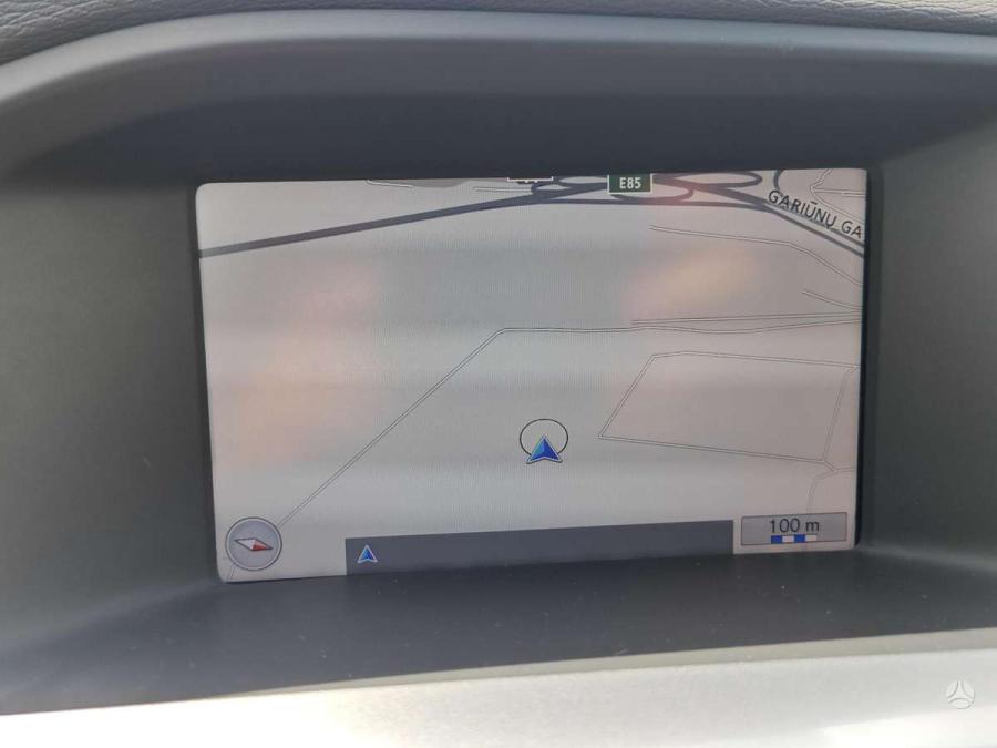 Zils Volvo V60 2012 Viļņa, ar dzinēja tilpumu 1.98 L un nobraukumu 291 tūkst. km par 5790 €, foto 28 vietnē AUTOMOTO.COM.LV