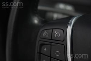 Zils Volvo V60 2012 Rīga, ar dzinēja tilpumu 2.00 L un nobraukumu 209 tūkst. km par 6990 €, foto 14 vietnē AUTOMOTO.COM.LV