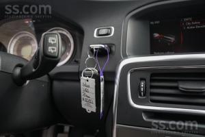Zils Volvo V60 2012 Rīga, ar dzinēja tilpumu 2.00 L un nobraukumu 209 tūkst. km par 6990 €, foto 15 vietnē AUTOMOTO.COM.LV