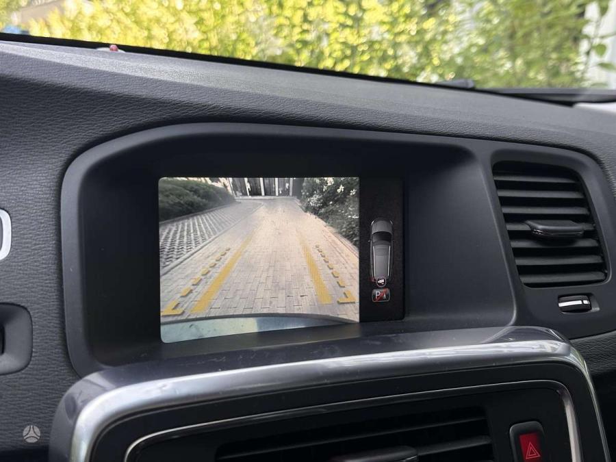 Zils Volvo V60 2012 Viļņa, ar dzinēja tilpumu 1.98 L un nobraukumu 298 tūkst. km par 4450 €, foto 28 vietnē AUTOMOTO.COM.LV