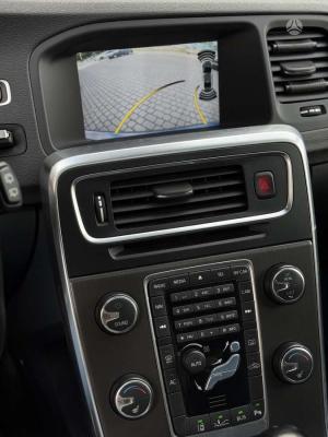 Blue Volvo V60 2012 in Klaipeda, with an engine capacity of 1.60 L and mileage of 255 thousand km for 6500 €, photo 11 on AUTOMOTO.COM.LV