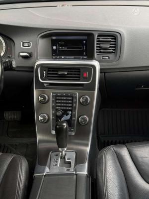 Blue Volvo V60 2012 in Klaipeda, with an engine capacity of 1.60 L and mileage of 255 thousand km for 6500 €, photo 27 on AUTOMOTO.COM.LV