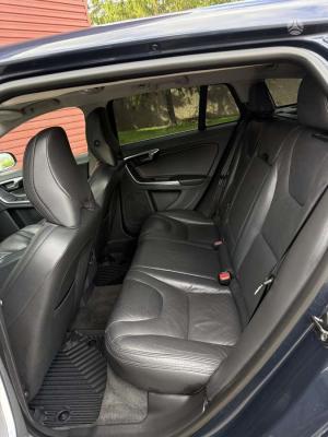 Blue Volvo V60 2012 in Klaipeda, with an engine capacity of 1.60 L and mileage of 255 thousand km for 6500 €, photo 33 on AUTOMOTO.COM.LV