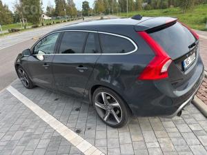 Blue Volvo V60 2012 in Jelgava, with an engine capacity of 1.60 L and mileage of 256 thousand km for 5100 €, photo 3 on AUTOMOTO.COM.LV