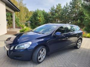 Blue Volvo V60 2012 in Vilnius, with an engine capacity of 2.00 L and mileage of 334 thousand km for 5700 €, photo 10 on AUTOMOTO.COM.LV