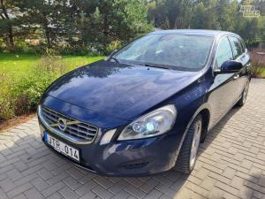 Blue Volvo V60 2012 in Vilnius, with an engine capacity of 2.00 L and mileage of 334 thousand km for 5700 €, photo 11 on AUTOMOTO.COM.LV