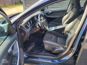 Blue Volvo V60 2012 in Vilnius, with an engine capacity of 2.00 L and mileage of 334 thousand km for 5700 €, photo 13 on AUTOMOTO.COM.LV