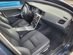 Blue Volvo V60 2012 in Vilnius, with an engine capacity of 2.00 L and mileage of 334 thousand km for 5700 €, photo 14 on AUTOMOTO.COM.LV