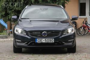 Blue Volvo V60 2013 in Riga, with an engine capacity of 2.40 L and mileage of 0 thousand km for 7950 €, photo 8 on AUTOMOTO.COM.LV