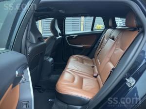 Zils Volvo V60 2013 Jelgava, ar dzinēja tilpumu 2.40 L un nobraukumu 227 tūkst. km par 9200 €, foto 10 vietnē AUTOMOTO.COM.LV