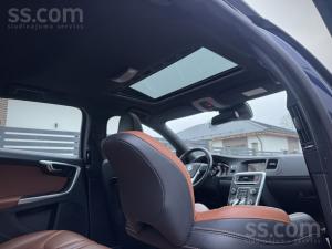 Zils Volvo V60 2013 Jelgava, ar dzinēja tilpumu 2.40 L un nobraukumu 227 tūkst. km par 9200 €, foto 13 vietnē AUTOMOTO.COM.LV