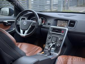 Zils Volvo V60 2013 Jelgava, ar dzinēja tilpumu 2.40 L un nobraukumu 227 tūkst. km par 9200 €, foto 15 vietnē AUTOMOTO.COM.LV